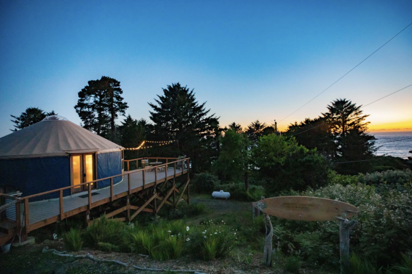 Yurts In Oregon : Where to Go, What to Pack, and When to Camp